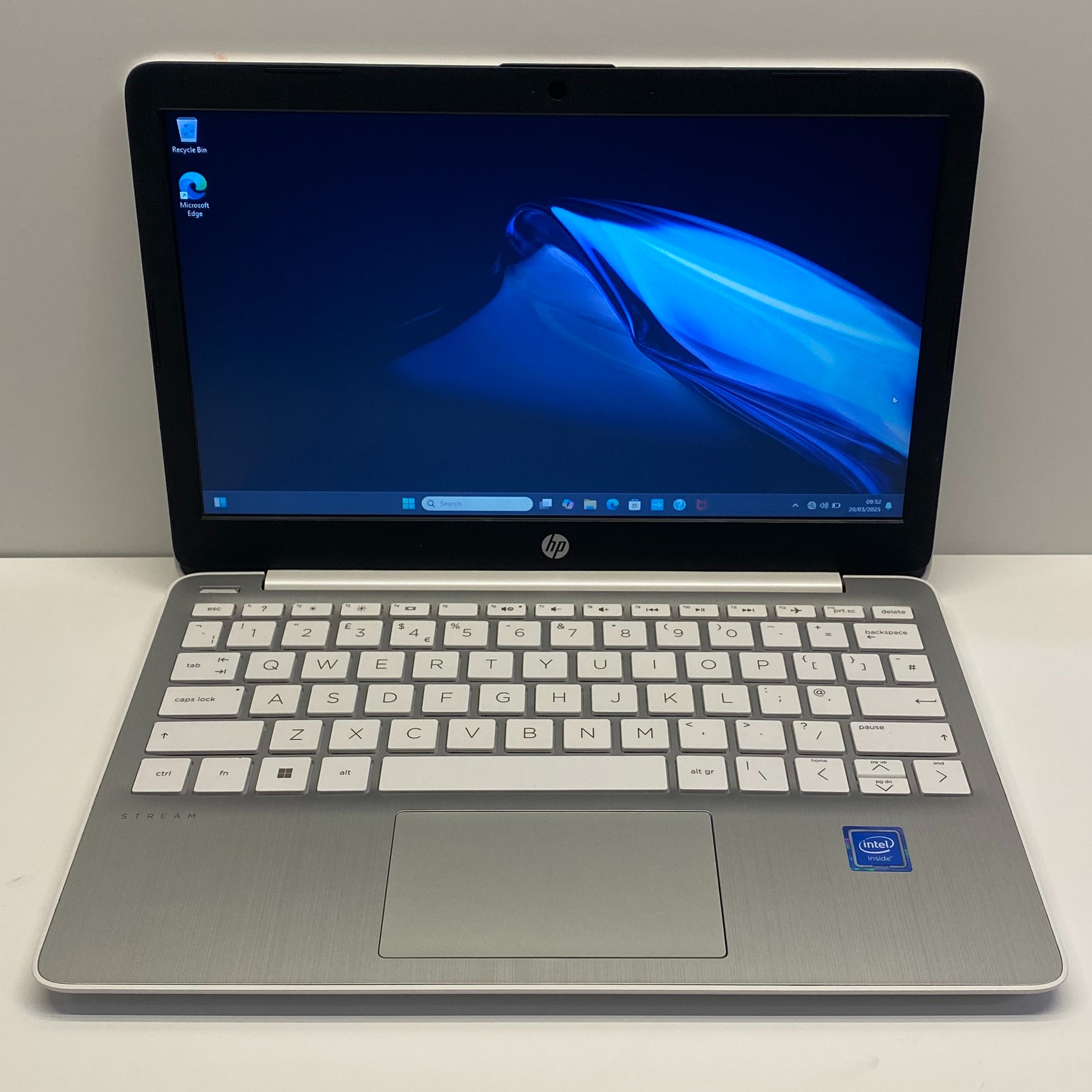 Pre-owned HP Stream 11-AK0027NA 11.6" Laptop Windows 11 64GB 4GB RAM in ...
